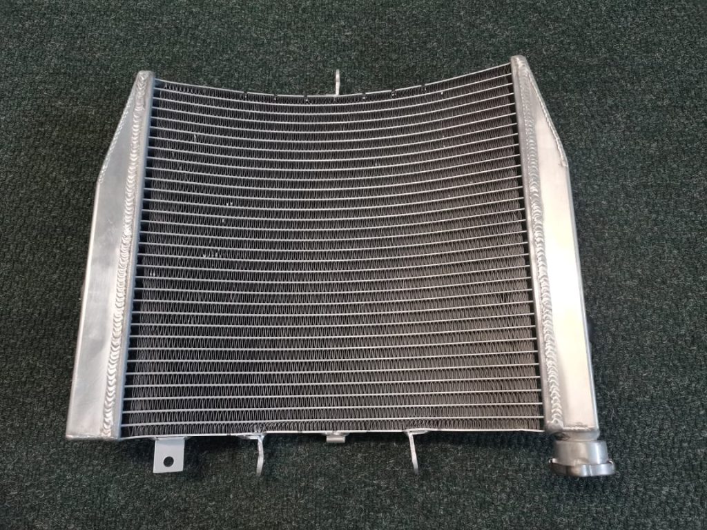 Radiator – 2008-2010 Kawasaki ZX10 Ninja – The Motorcycle Graveyard