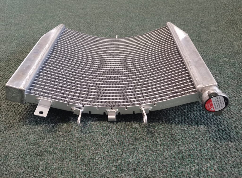 Radiator – 2008-2010 Kawasaki ZX10 Ninja – The Motorcycle Graveyard